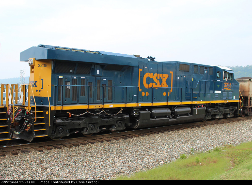 CSXT 3235